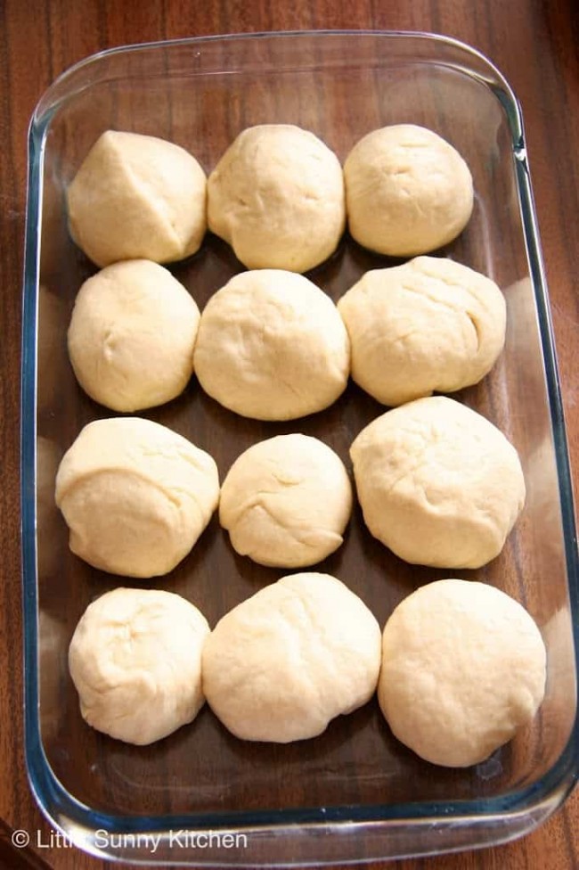 30 Minutes Bread Rolls - Little Sunny Kitchen