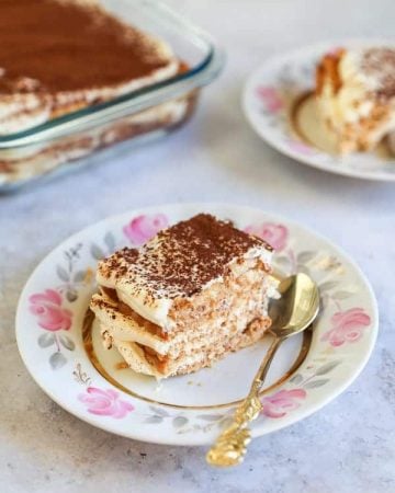 Easy 4-ingredient Nescafe Cake (Icebox Cake) - Little Sunny Kitchen