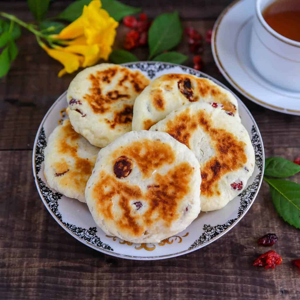 Singing Hinnies - Little Sunny Kitchen