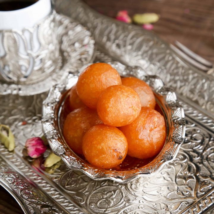 Luqaimat - Awameh (Middle Eastern Doughnut Holes)
