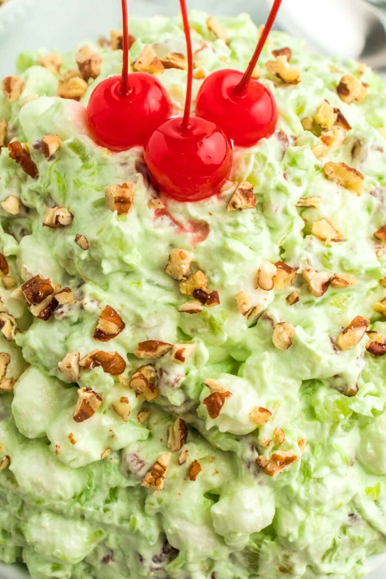 Old Fashioned Watergate Salad (Pistachio Delight) - Little Sunny Kitchen