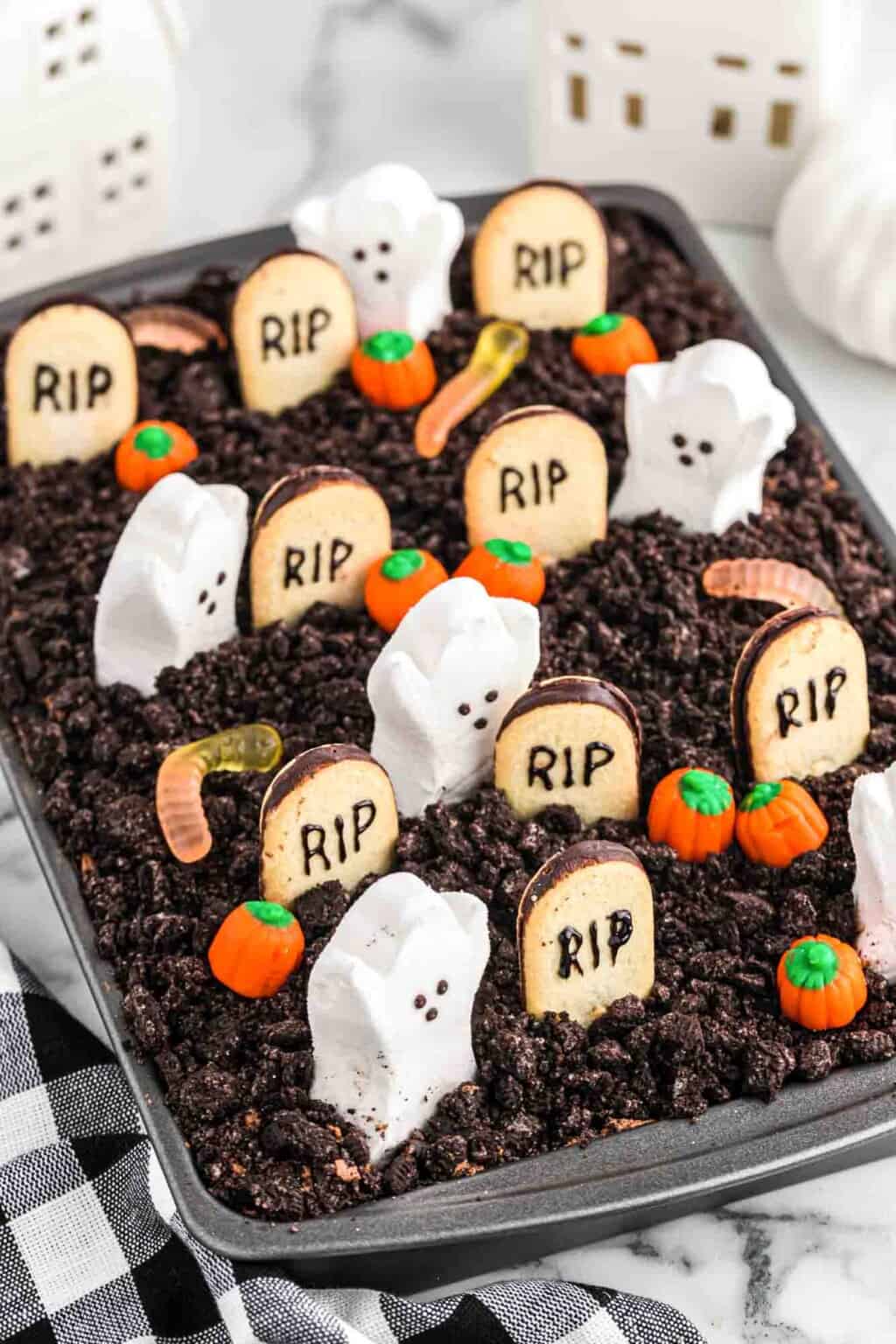 25 Easy Halloween Recipes for Parties and Fun Treats