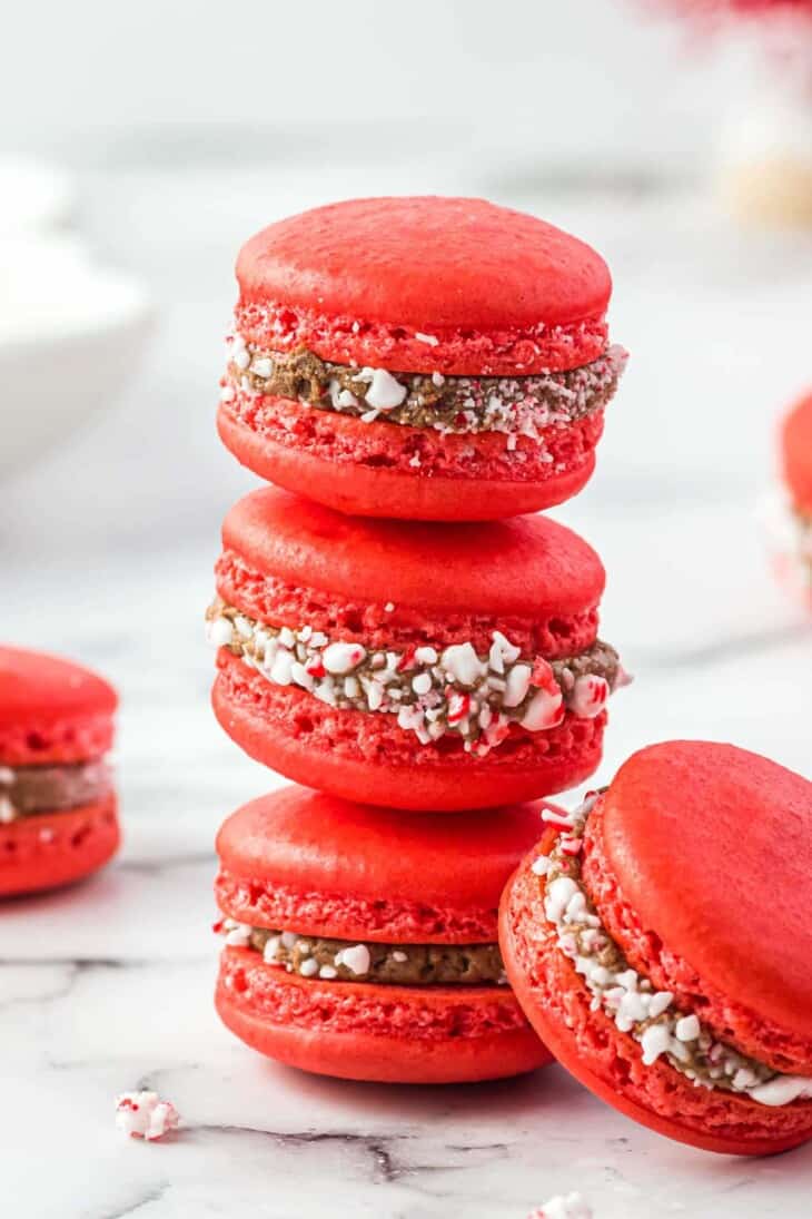 Peppermint Chocolate Macarons (Christmas Macarons Recipe)
