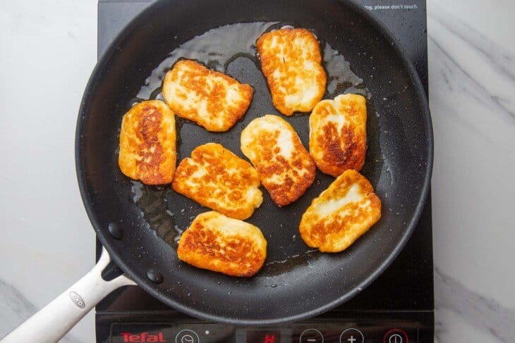 Easy Fried Halloumi Recipe (Crispy & Creamy) - Little Sunny Kitchen