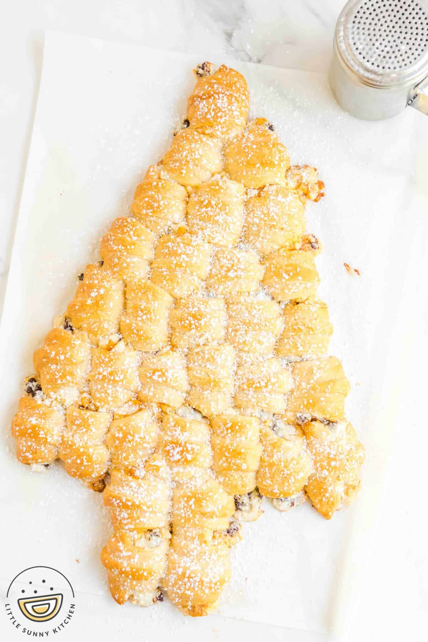 Pull-Apart Chocolate Chip Cheesecake Crescent Christmas Tree