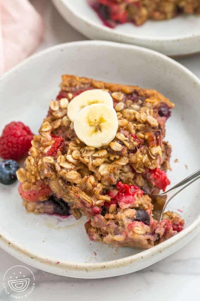 Easy Baked Oatmeal Recipe - Little Sunny Kitchen