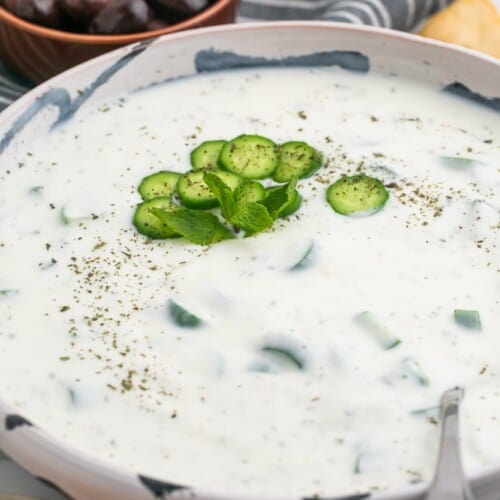Cucumber Yogurt Sauce (Khyar bi laban) - Little Sunny Kitchen