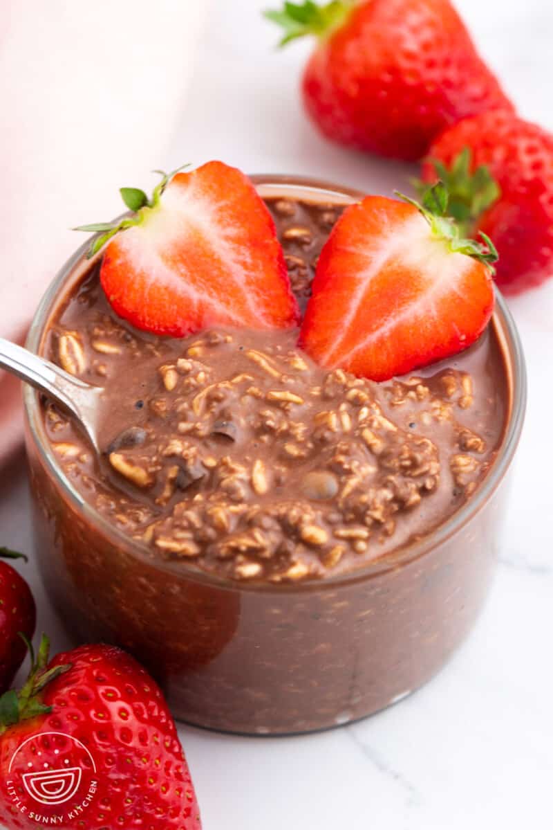 The Best Chocolate Overnight Oats - Little Sunny Kitchen