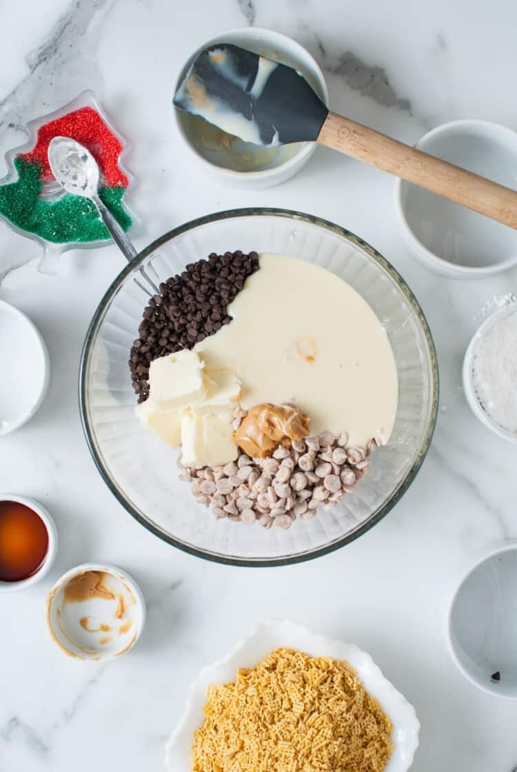 Puppy Chow Christmas Microwave Fudge - Little Sunny Kitchen