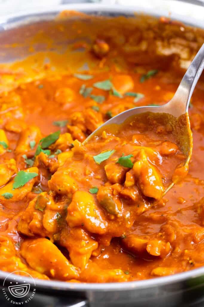 Easy Coconut Chicken Curry