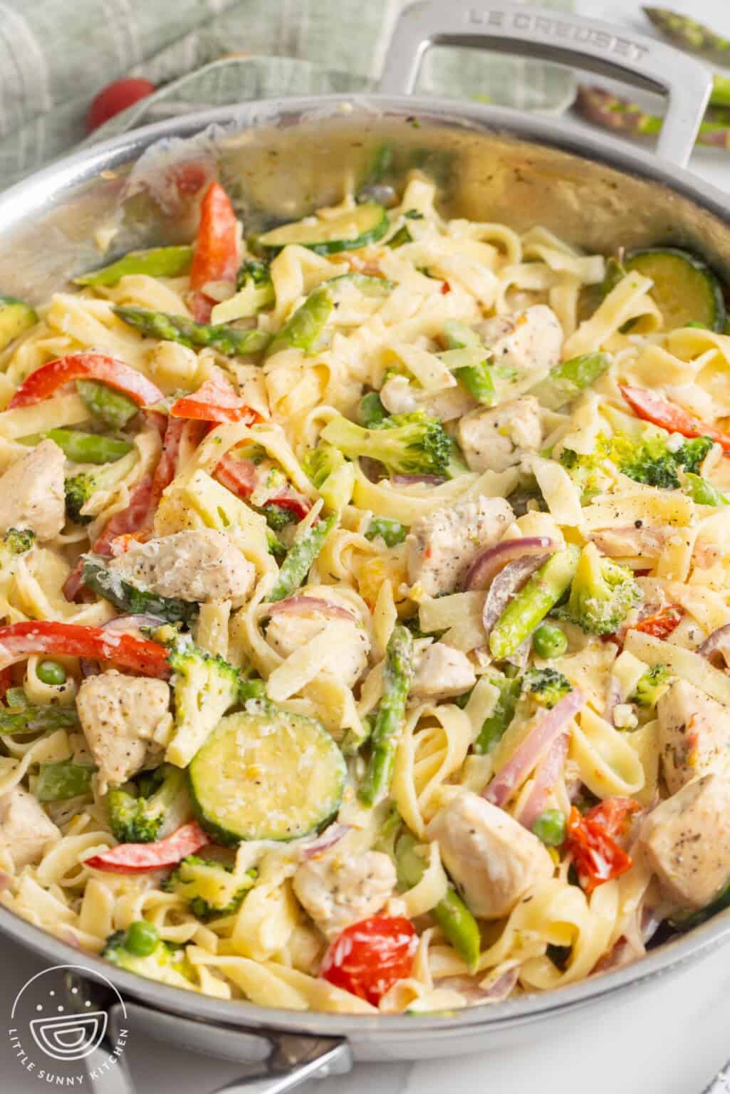Chicken Pasta Primavera - Little Sunny Kitchen