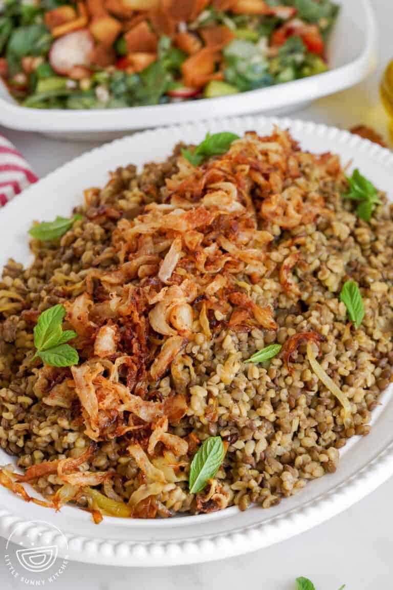 Mujadara with Bulgur Recipe (Lentils & Bulgur Pilaf)