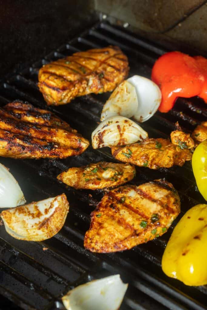 Easy Grilled Chicken Fajitas - Little Sunny Kitchen