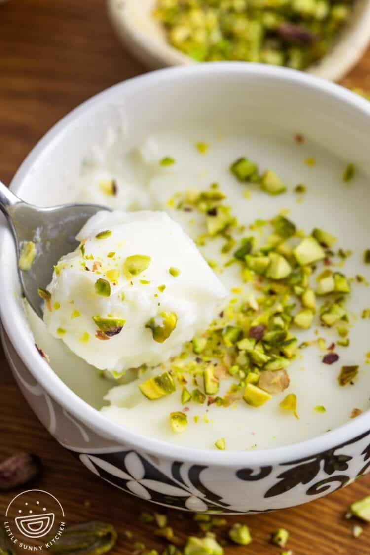 Mouhalabieh (Middle Eastern Milk Pudding) - Little Sunny Kitchen
