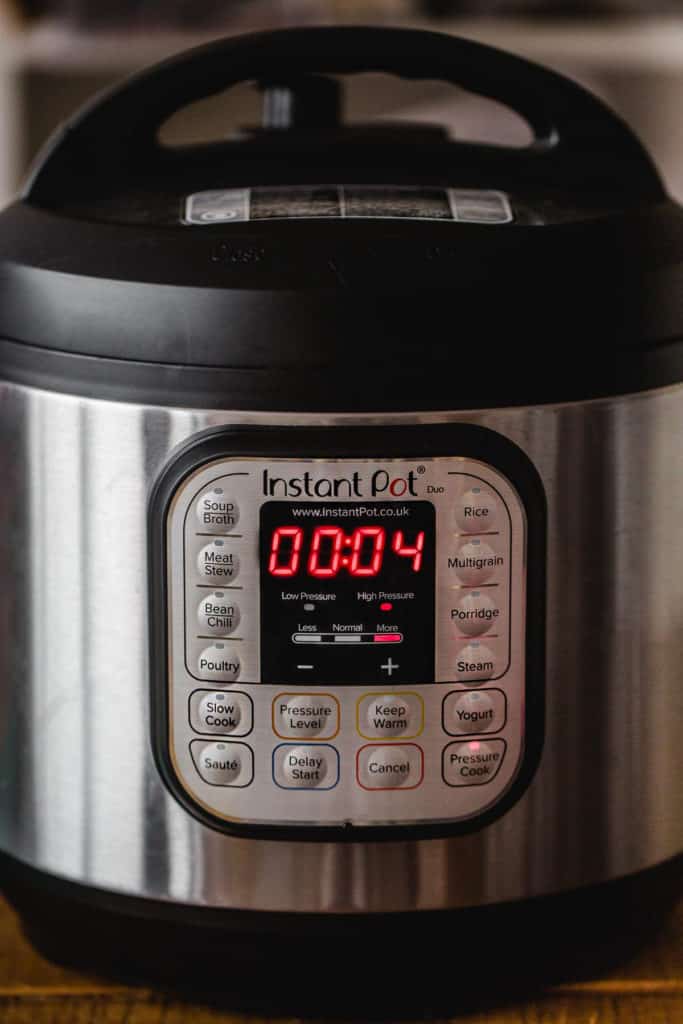 Instant Pot Guide - A Beginner's Guide to Using the Instant Pot