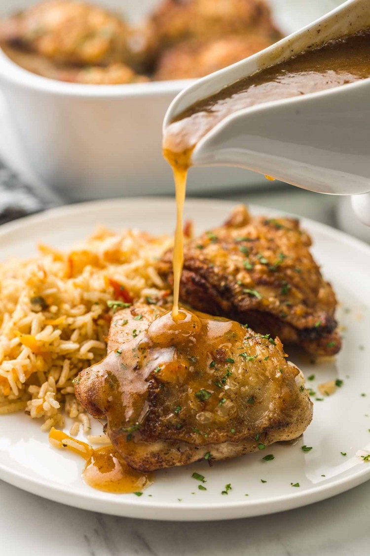 Easy Instant Pot Chicken Thighs Recipe (Juicy and Tender!)