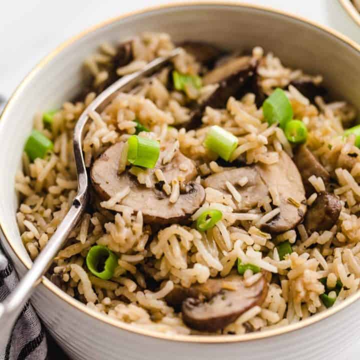 Easy Dirty Rice (Cajun Rice) - Little Sunny Kitchen